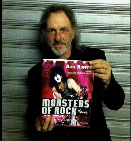 Music Photographer Alex Ruffini Dies @ 50 – Tribute | full in bloom