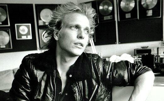 That Time When Michael Schenker Ran Out of Cocaine & Burned Down His ...