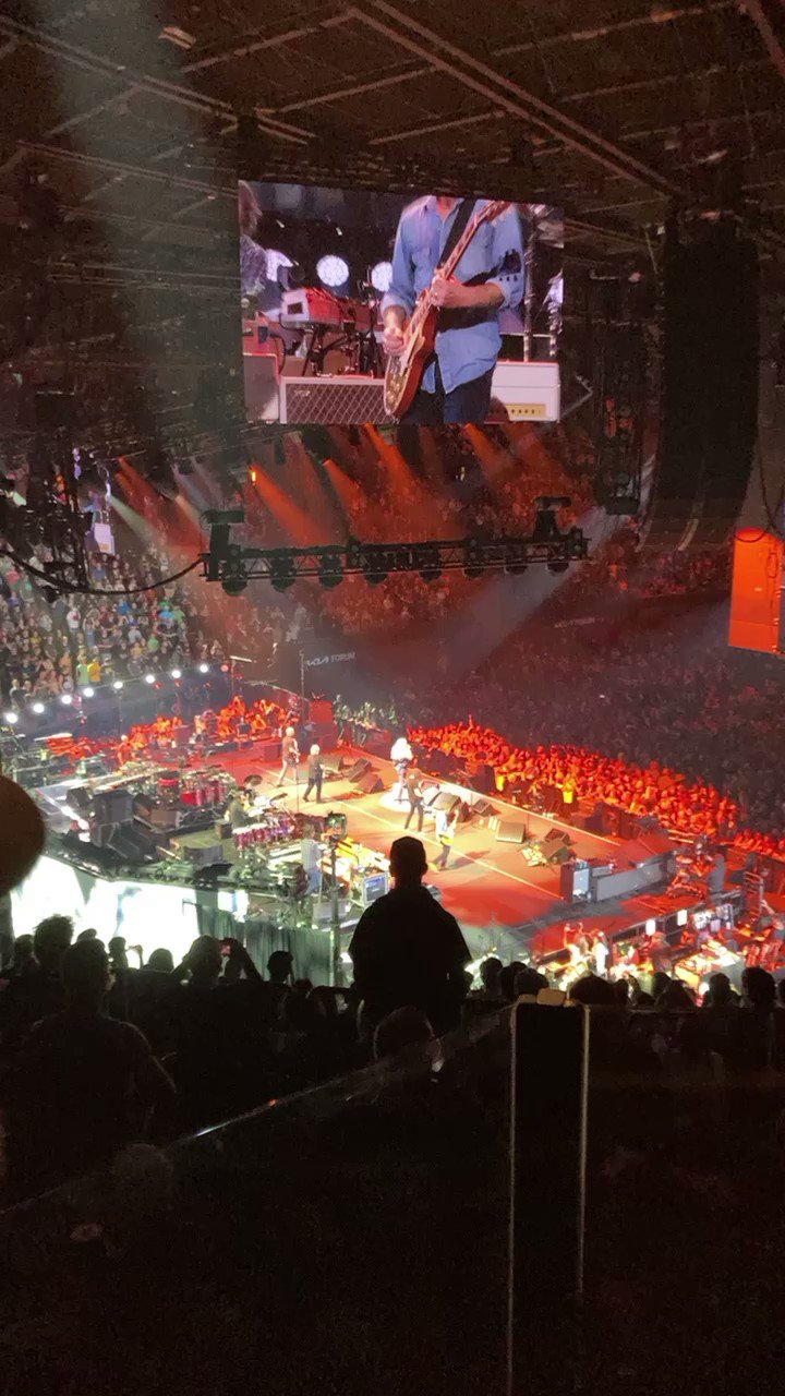 Geezer Butler, Sebastian Bach, Lars Ulrich w/ Foo Fighters at Taylor ...